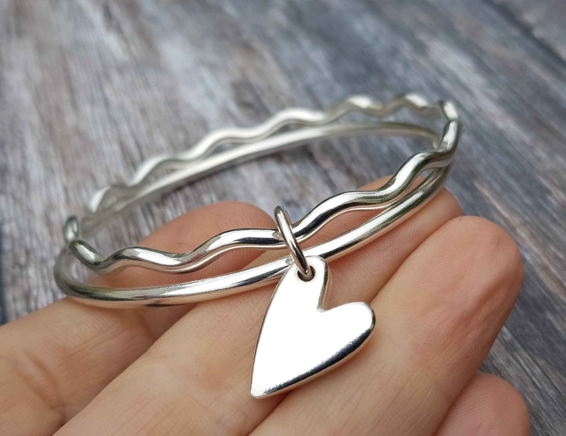 Double Squiggle Bangle with Chunky Heart Charm – Silverpickle