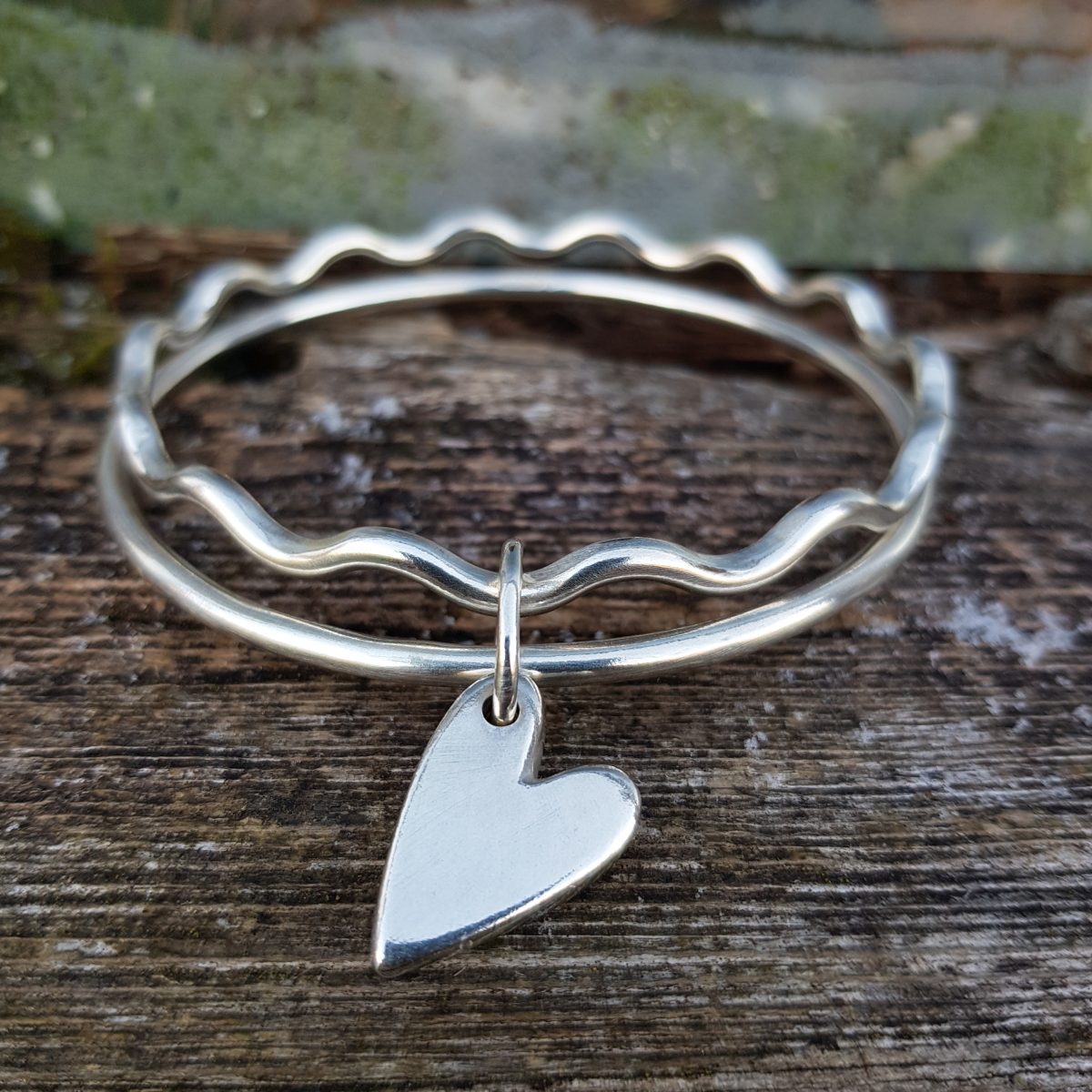 Double Squiggle Bangle with Chunky Heart Charm – Silverpickle